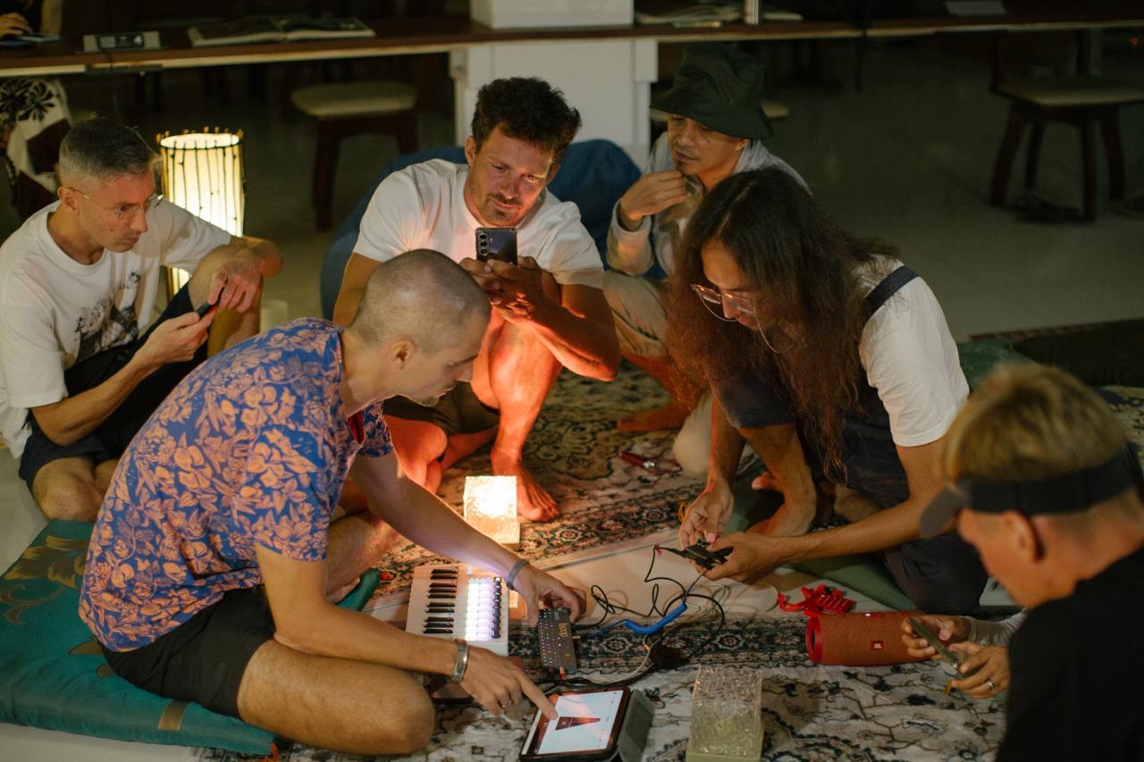 Tutorship | Chromatone.center